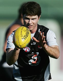 Hocking out, Magin in for Dons