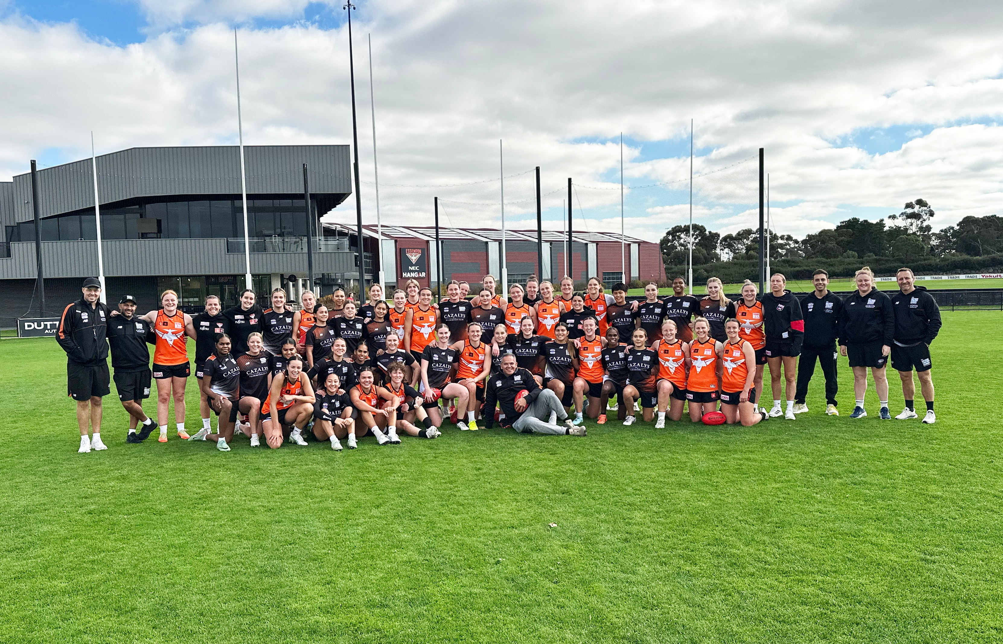 AFLW: Bombers provide elite level experience for AFLNT U18 Girls