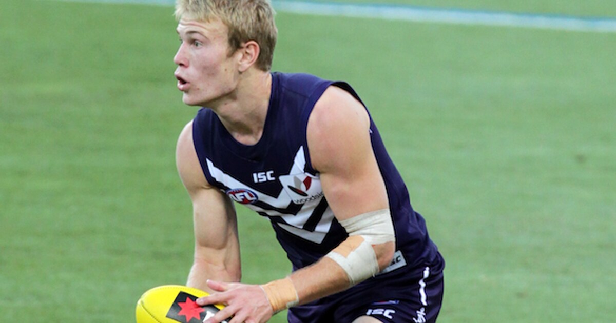 Mellington headlines VFL signings