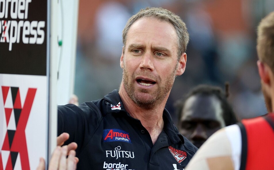 Rutten addresses bench move