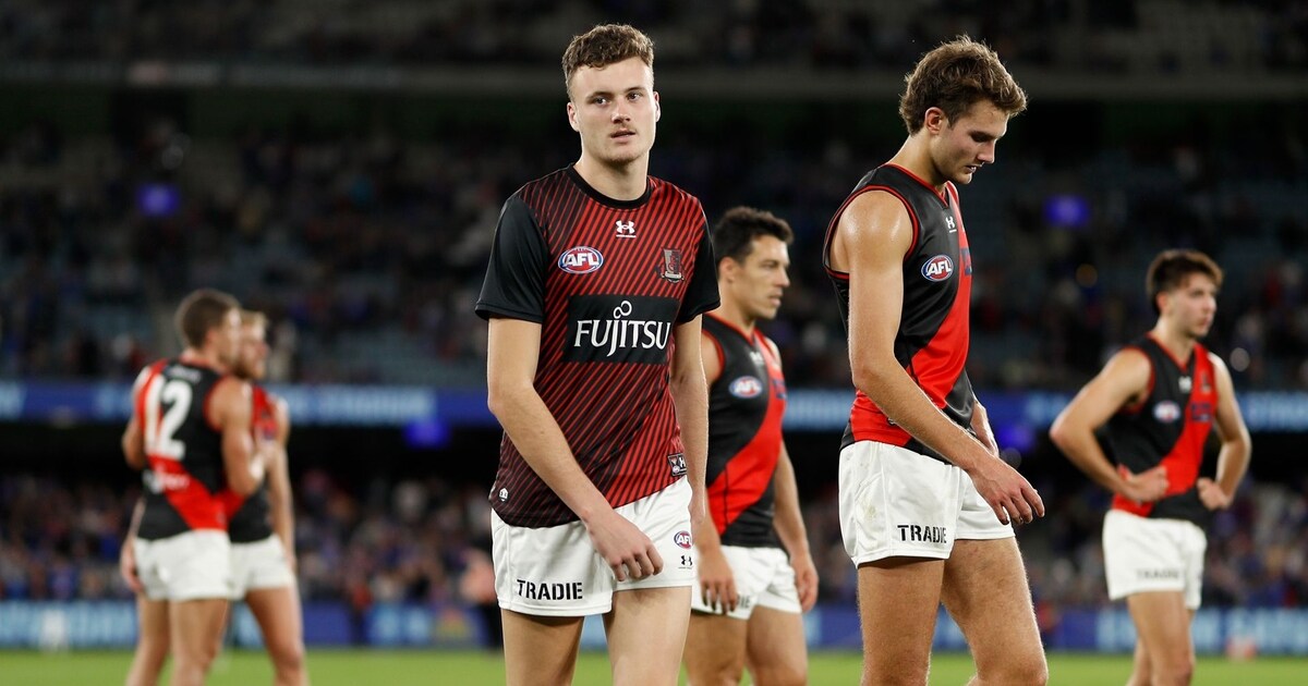 Injury news: Tests for trio, Smith's setback