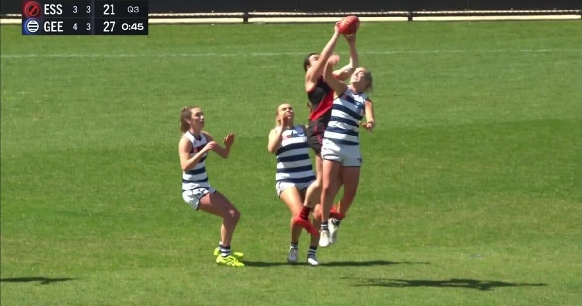 AFLW Rd 7 | Toogood delivers captain's goal following terrific grab
