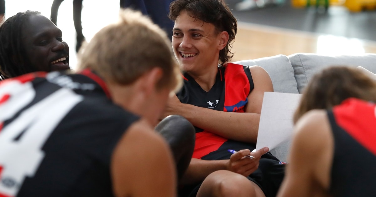 AFL 2023 Media - Essendon Team Photo Day