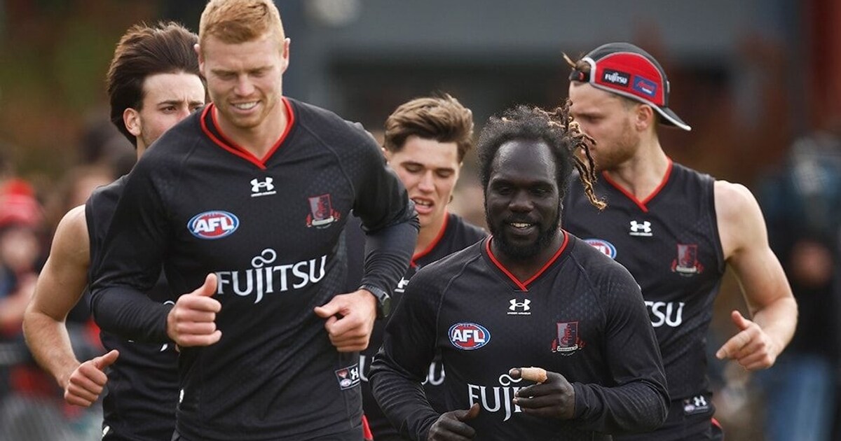 'More options than I thought': Scott on Walla, Weid and the midfield