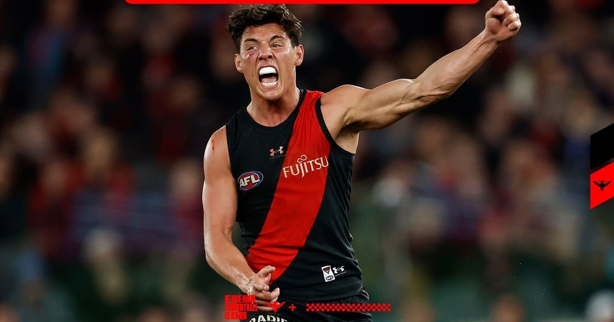 Rd 15 | Bombers burst out middle as Caldwell celebrates in style