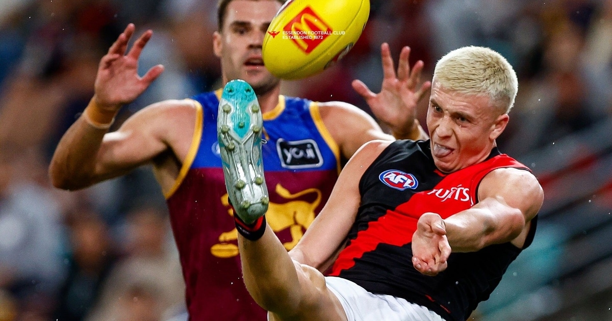 Rd 12 | Caddy’s crazy over-the-head goal stuns Gabba